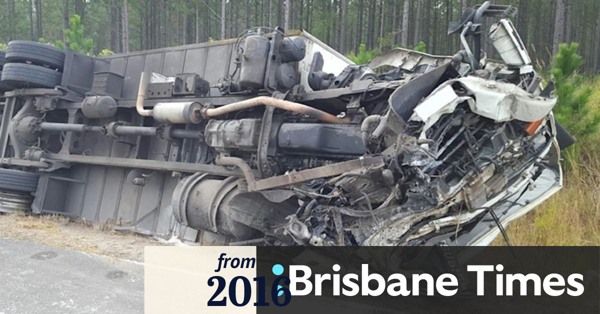 Brisbane traffic: Bruce Highway delays after truck and ute collide Brisbane traffic: Bruce Highway delays after truck and ute collide